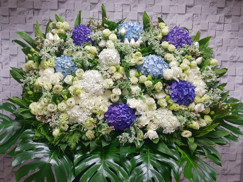 Shop Great Homage Condolences Flower Stand - SY239 | PURE SEED