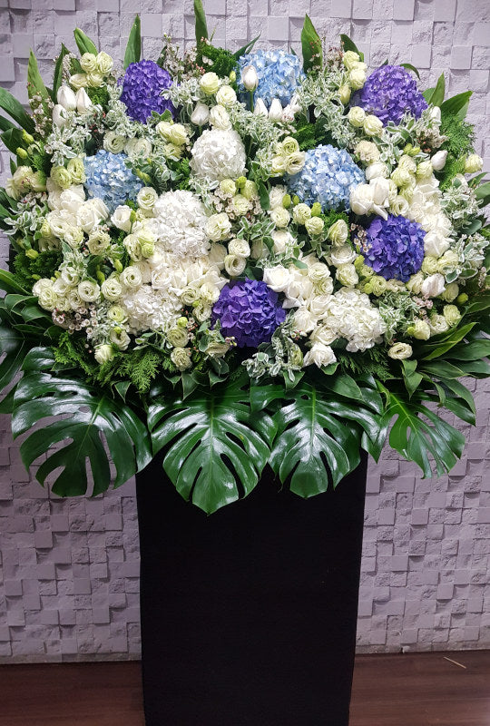 Shop Great Homage Condolences Flower Stand - SY239 | PURE SEED